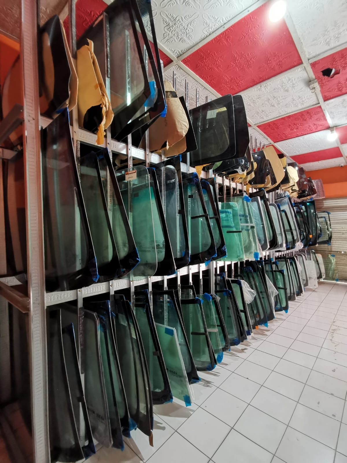 Kaca Mobil Magelang & Jogja Bergaransi - Bisa Home Servis